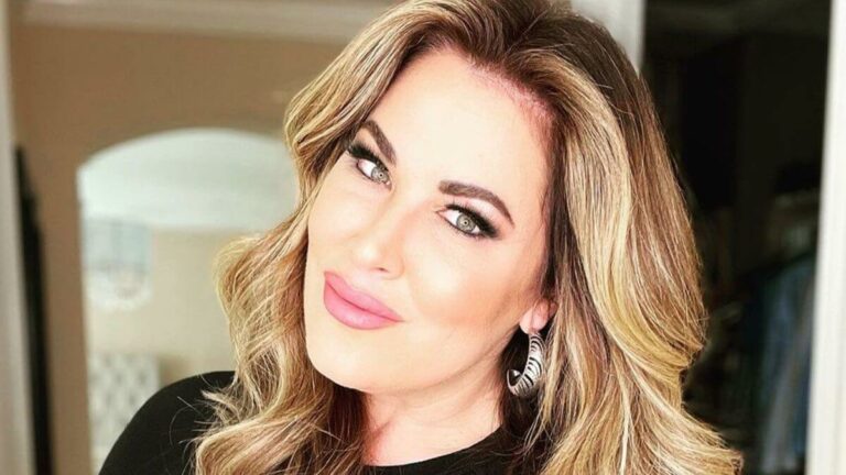 Emily Simpson's Net Worth, Husband, Kids, Age, Height And Career!