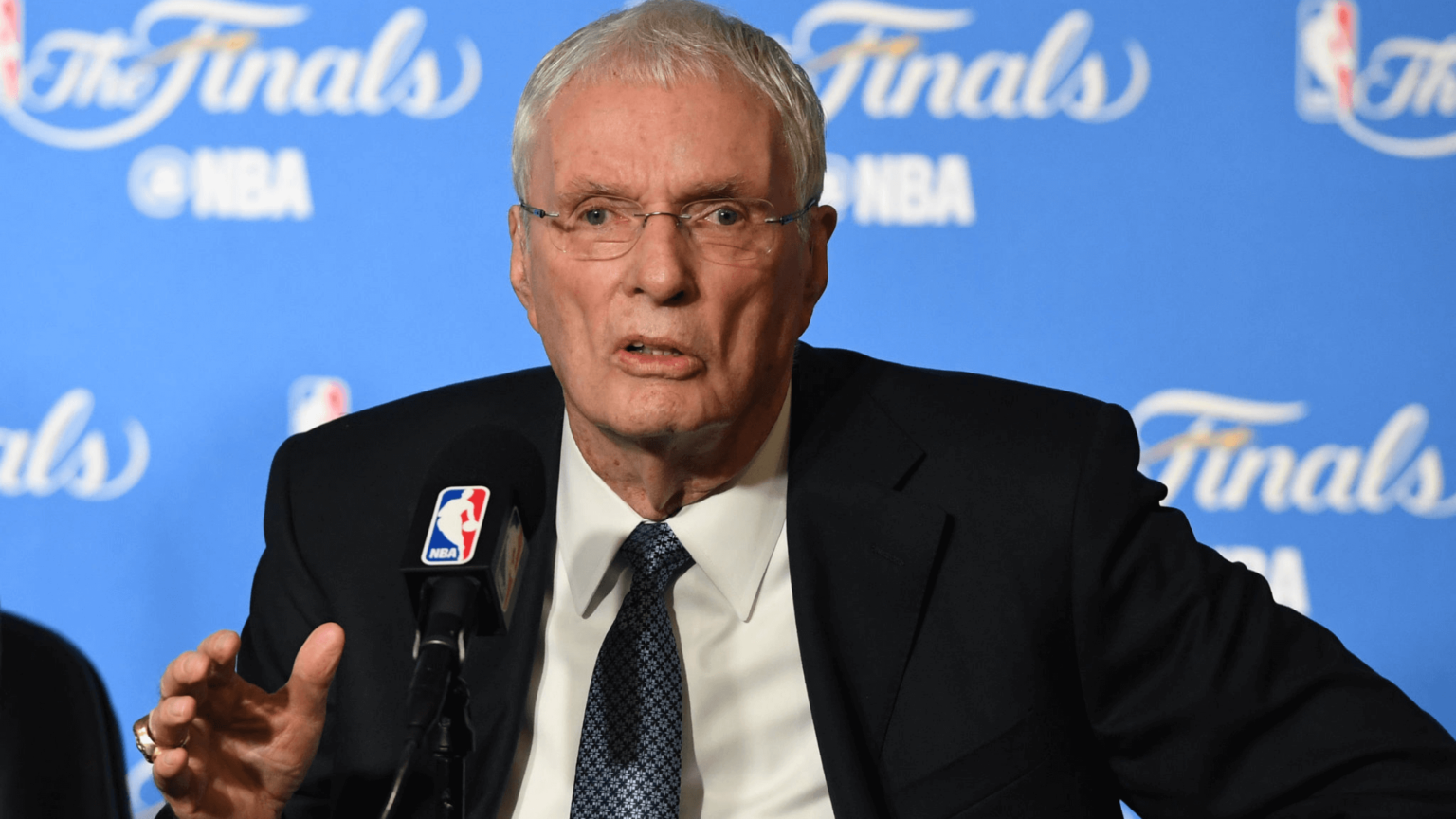 All About Hubie Brown: Height, Age, Ethnicity, Wife, Net Worth!!