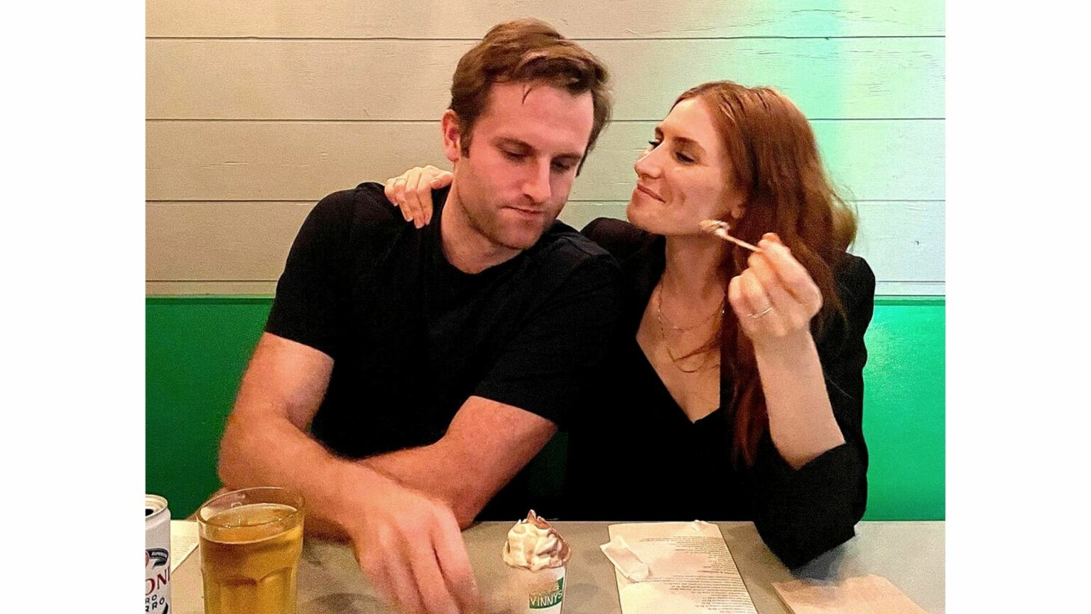 Schitt's Creek Star Sarah Levy And Graham Outerbridge Are Expecting ...