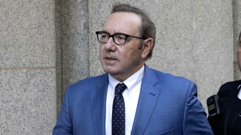 Court Orders Kevin Spacey To Pay $30 Million To "House of Cards" Makers