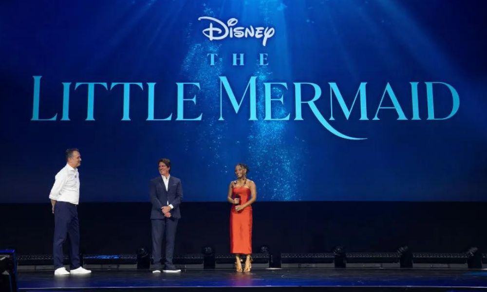 Disney Shares First Glimpse Of Halle Bailey As Ariel In ‘The Little ...