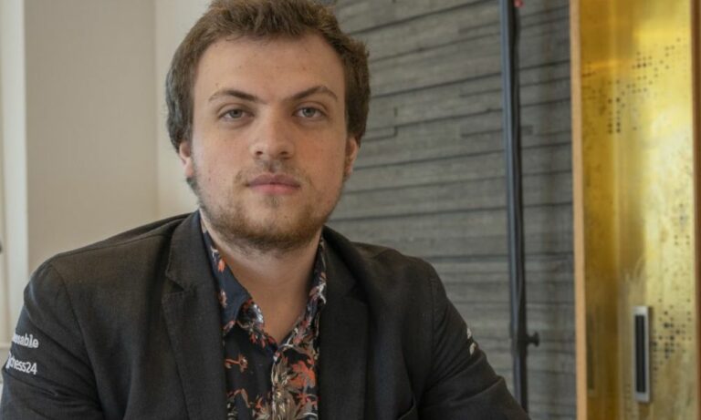 Hans Niemann Net Worth, Professional Career, Bio! - Chamberlainsun Local News