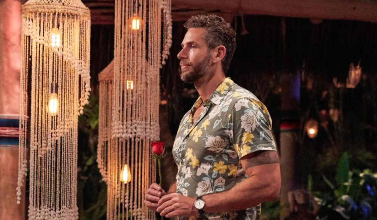Bachelor In Paradise Star Casey Woods Hasn't Walked In 4 Months ...